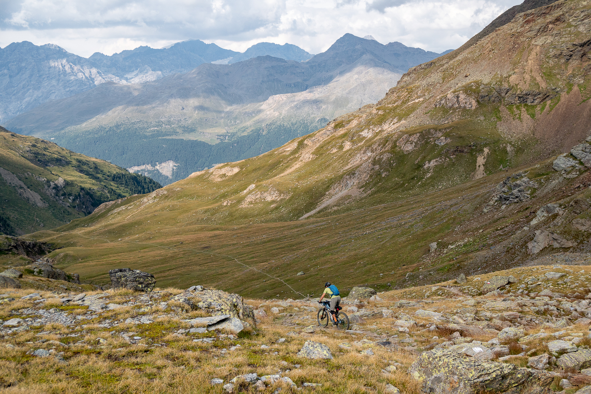 Proper Alps-Style Bikepacking – Kurt Refsnider | The Radavist | A group ...