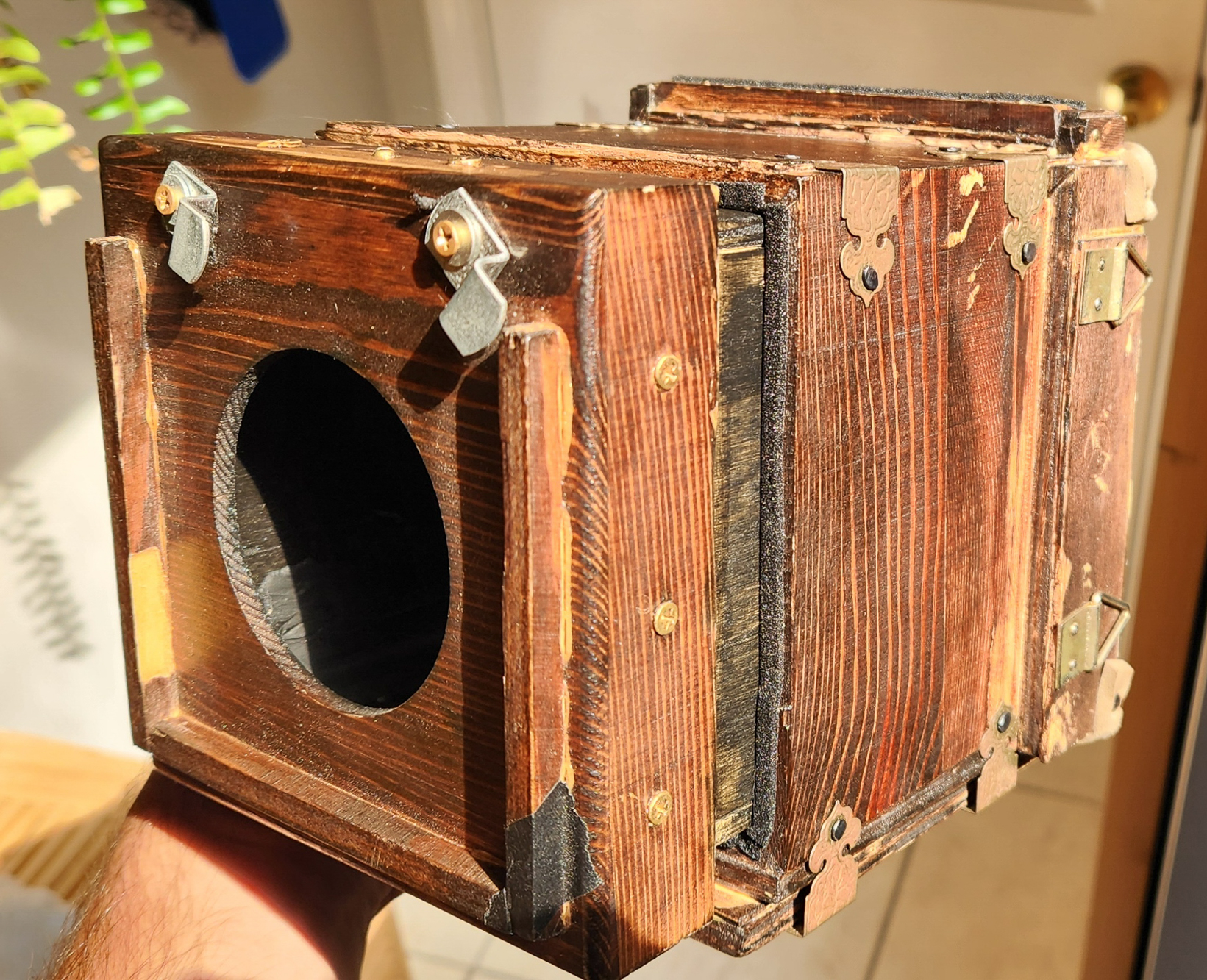 Obscura: Erik Mathy’s Handmade 4 x 5″ Film Camera Review – Erik Mathy ...