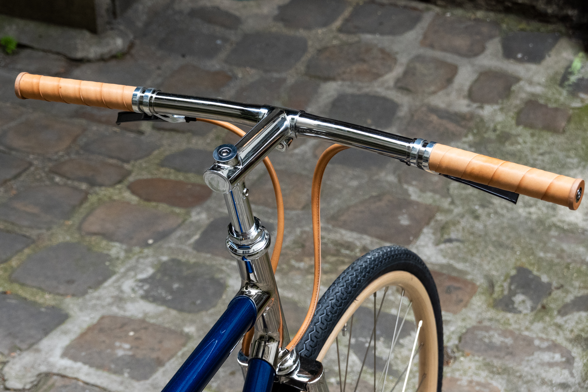 Readers’ Rides: Hugo’s Custom Cyfac Fixie and a Look Inside Maison ...