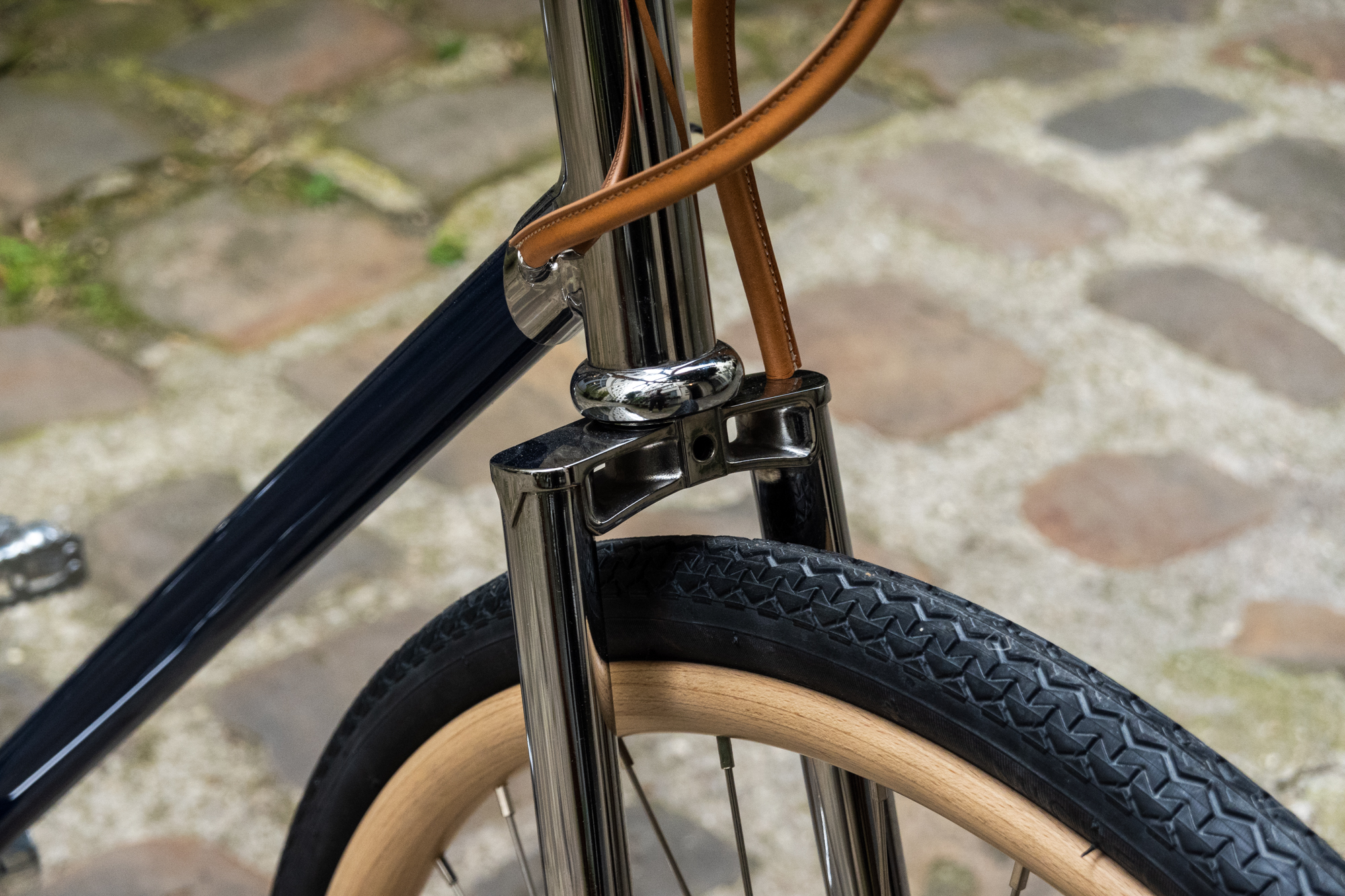 Readers’ Rides: Hugo’s Custom Cyfac Fixie and a Look Inside Maison ...