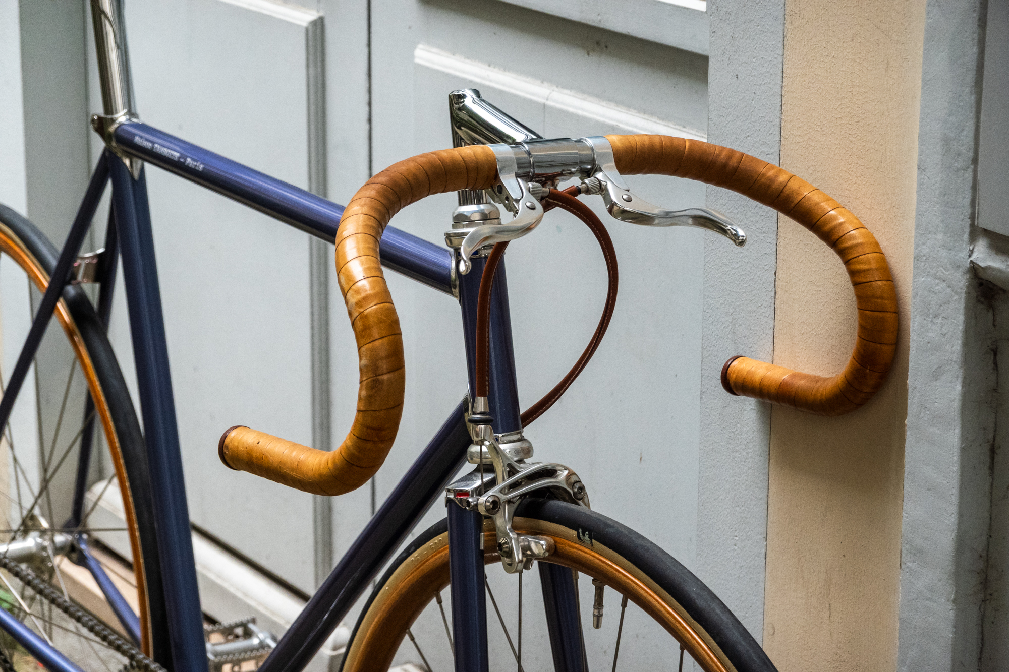 Readers’ Rides: Hugo’s Custom Cyfac Fixie and a Look Inside Maison ...