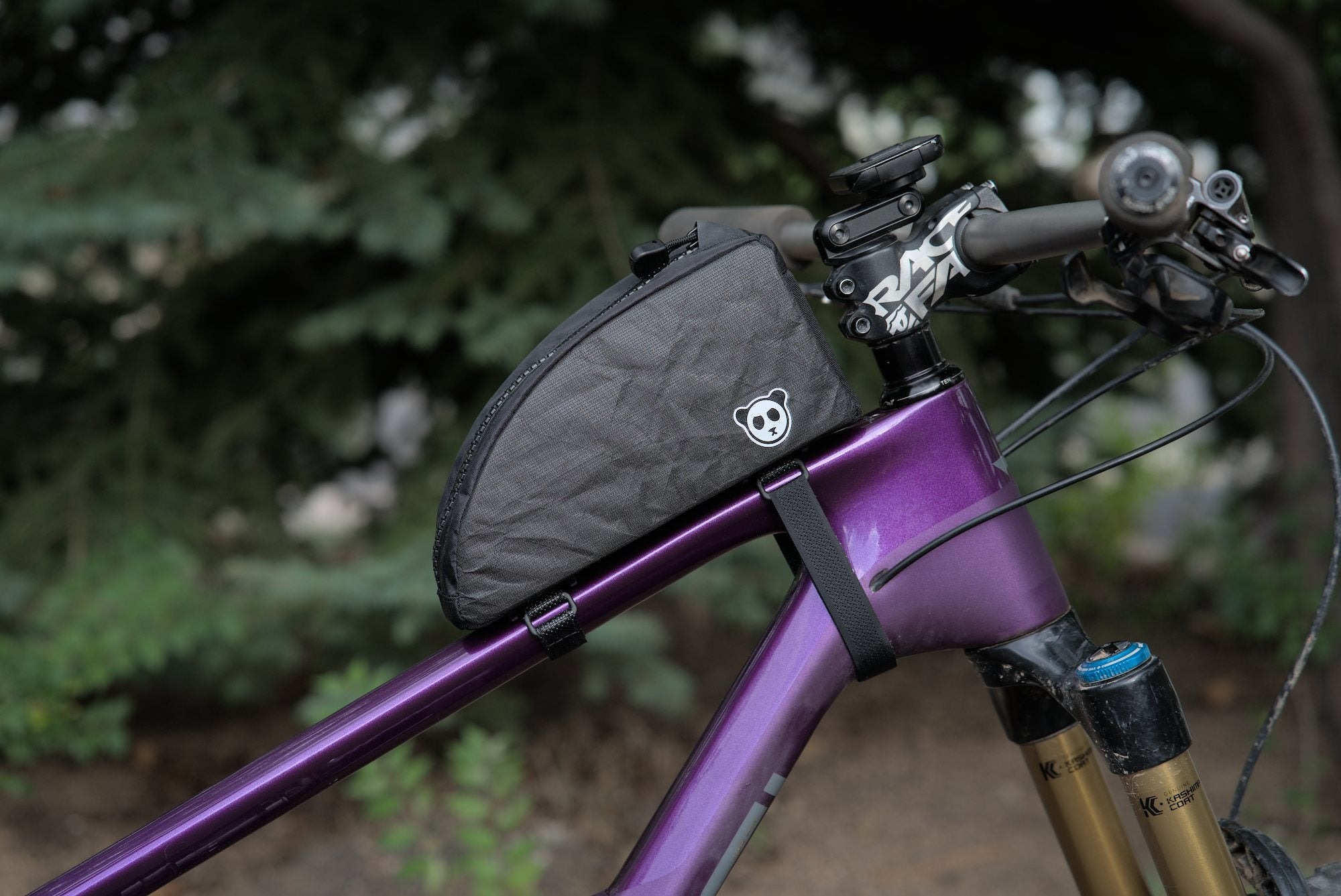 Rogue Panda Updates the Alamo Top Tube Bag with More Secure Attachment System The Radavist A group of individuals who share a love of cycling and the outdoors
