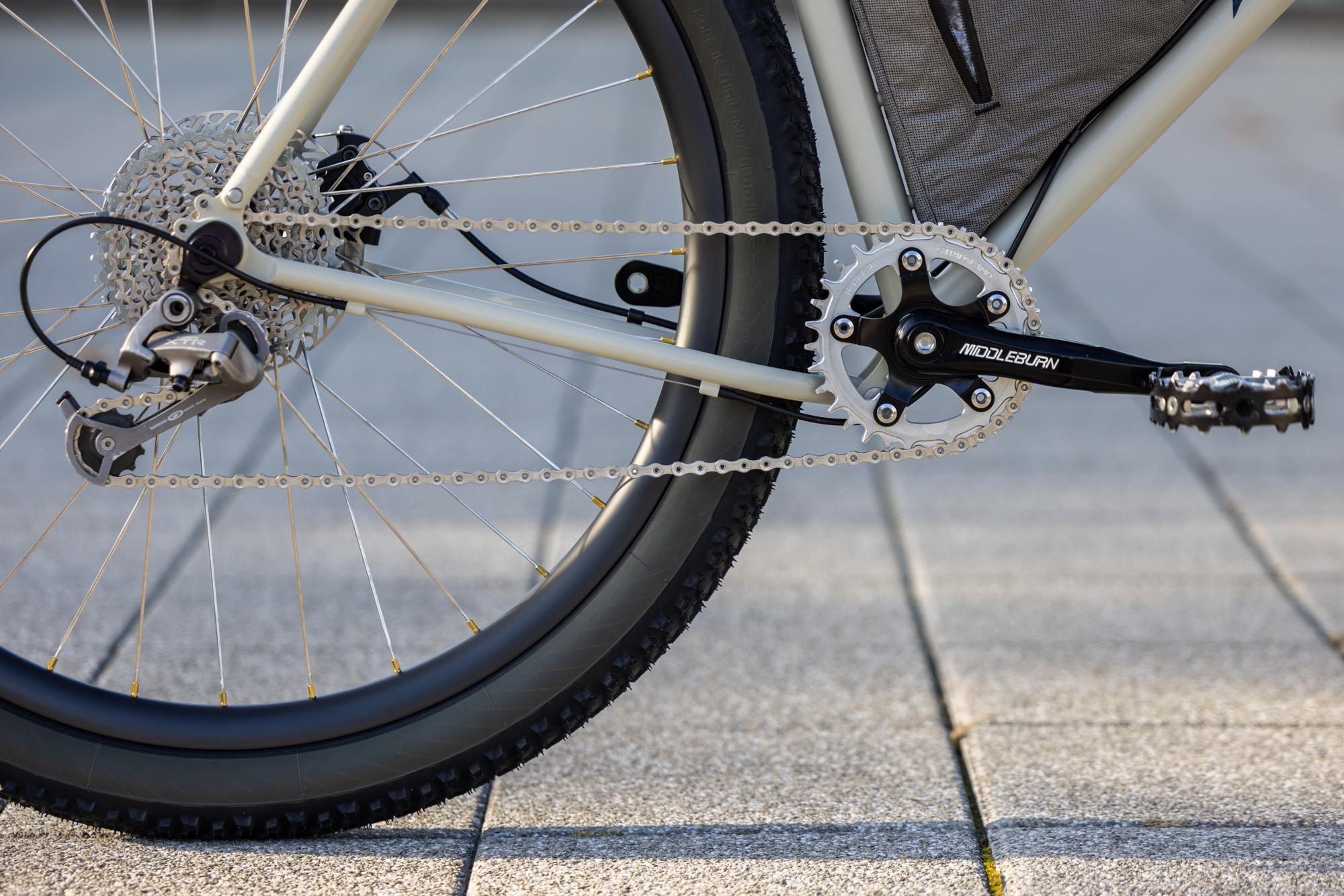 2024 Bespoked Dresden Part 02: Alonukis, Don Sebastiano, Dyed in the ...