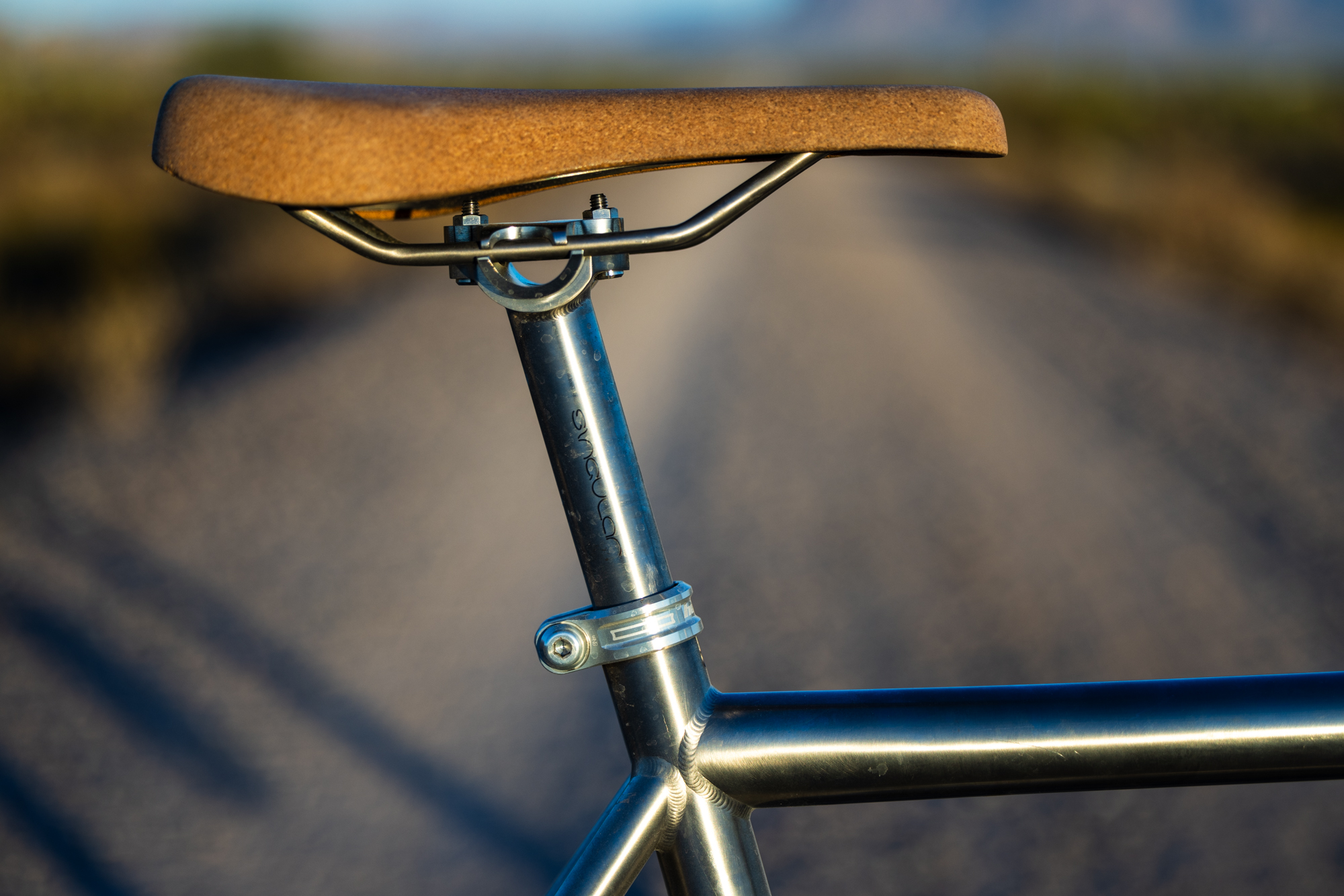 Singular Cycles Kite Titanium Gravel Bike Review: New Fork and Other ...