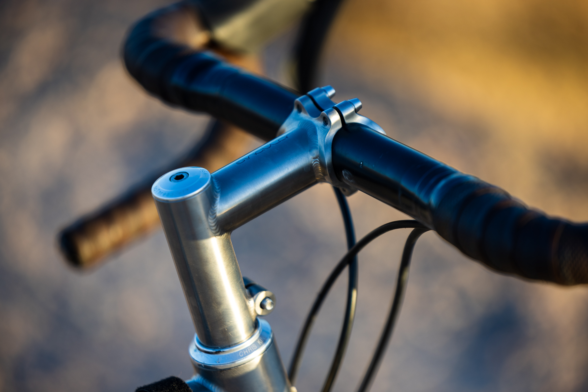 Singular Cycles Kite Titanium Gravel Bike Review: New Fork and Other ...