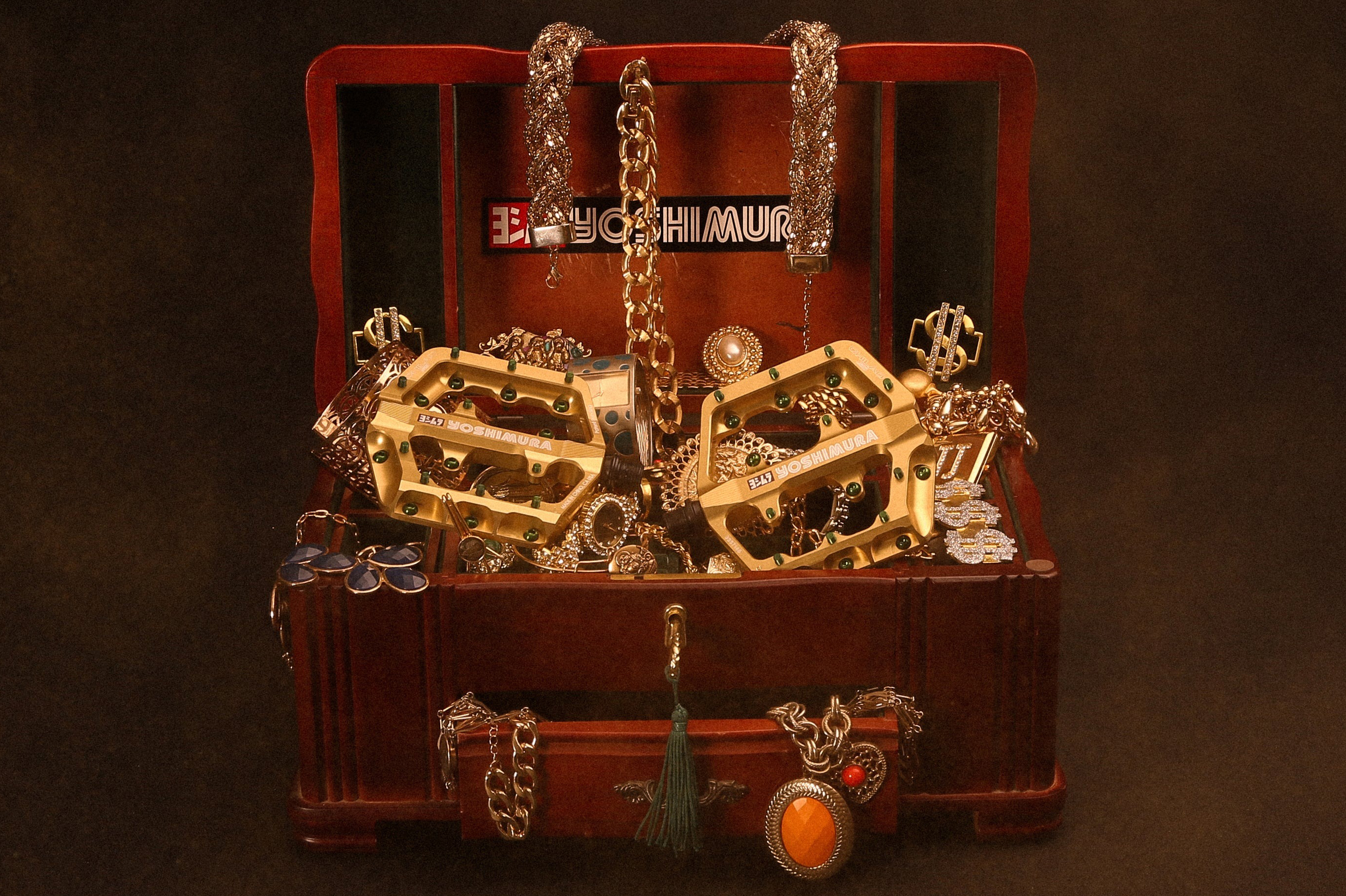 Yoshimura Chilao SS Pedals in Limited Edition Old Gold | The Radavist ...