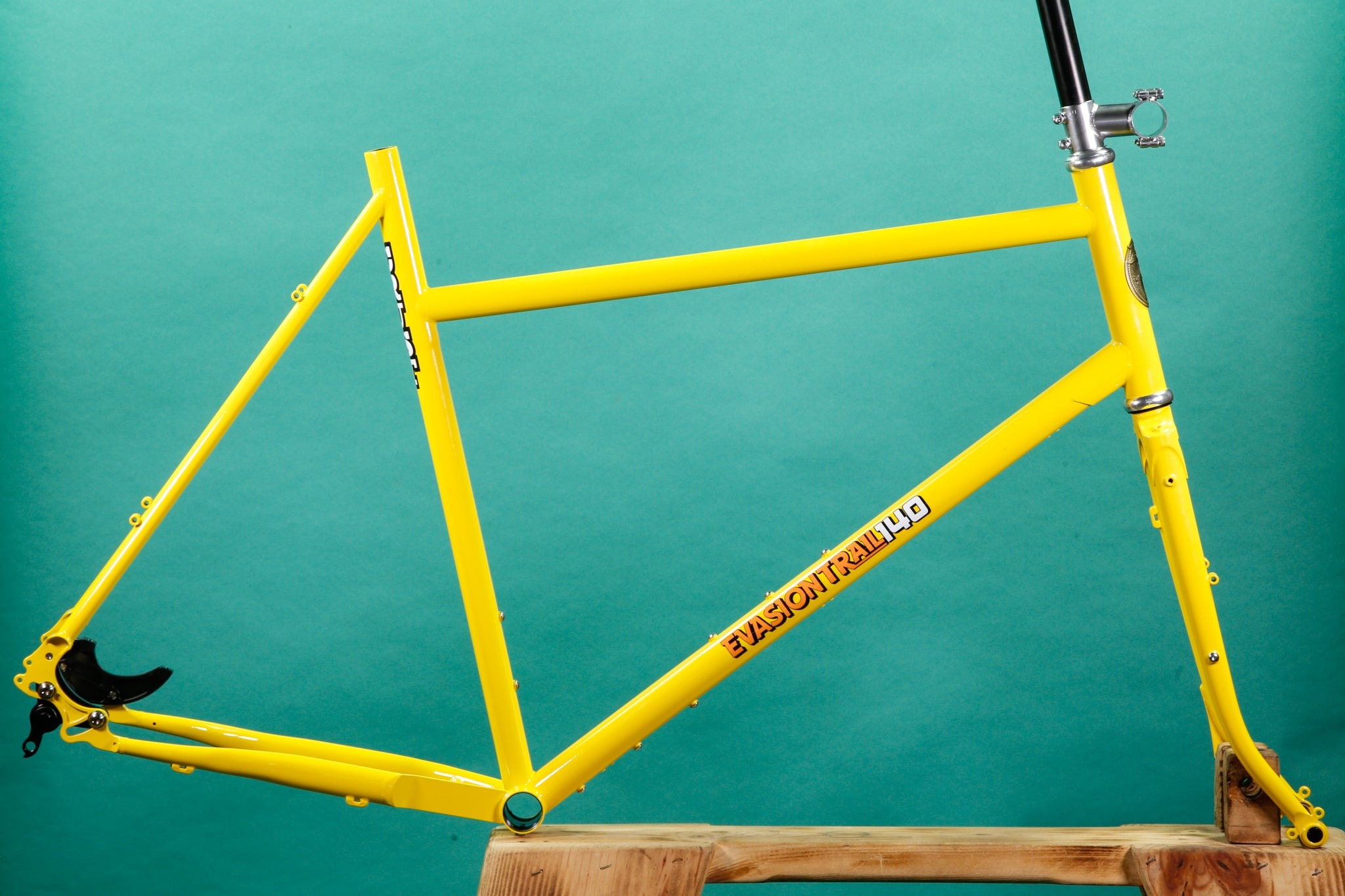 Crust Bikes Boost Spaced Evasion Trail 140 is a Step Through Bike Inspired by the Honda Trail 90 ...