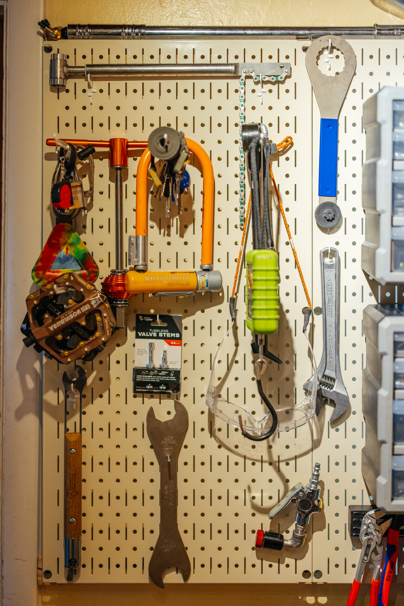 Wall Control Review – How to Make the Most of a Small Bike Tool Room ...