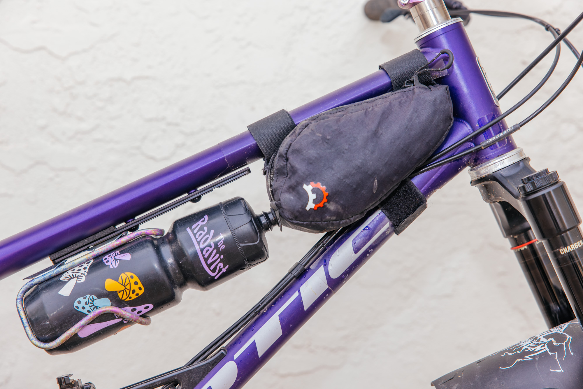 Rogue Panda Full Suspension Frame Bag Review | The Radavist | A group of individuals who share a ...