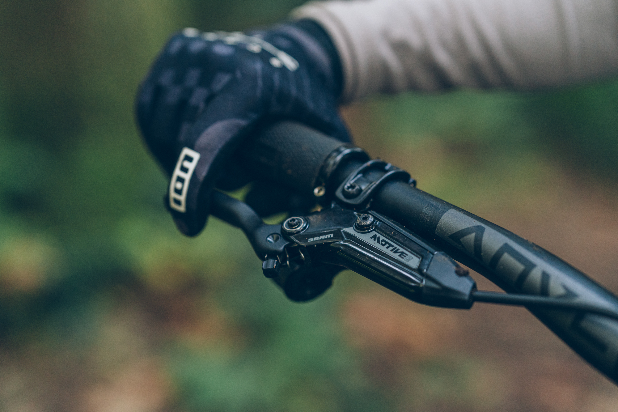 First Ride Review: SRAM Motive Ultimate Brakes – Travis Engel | The Radavist | A group of ...