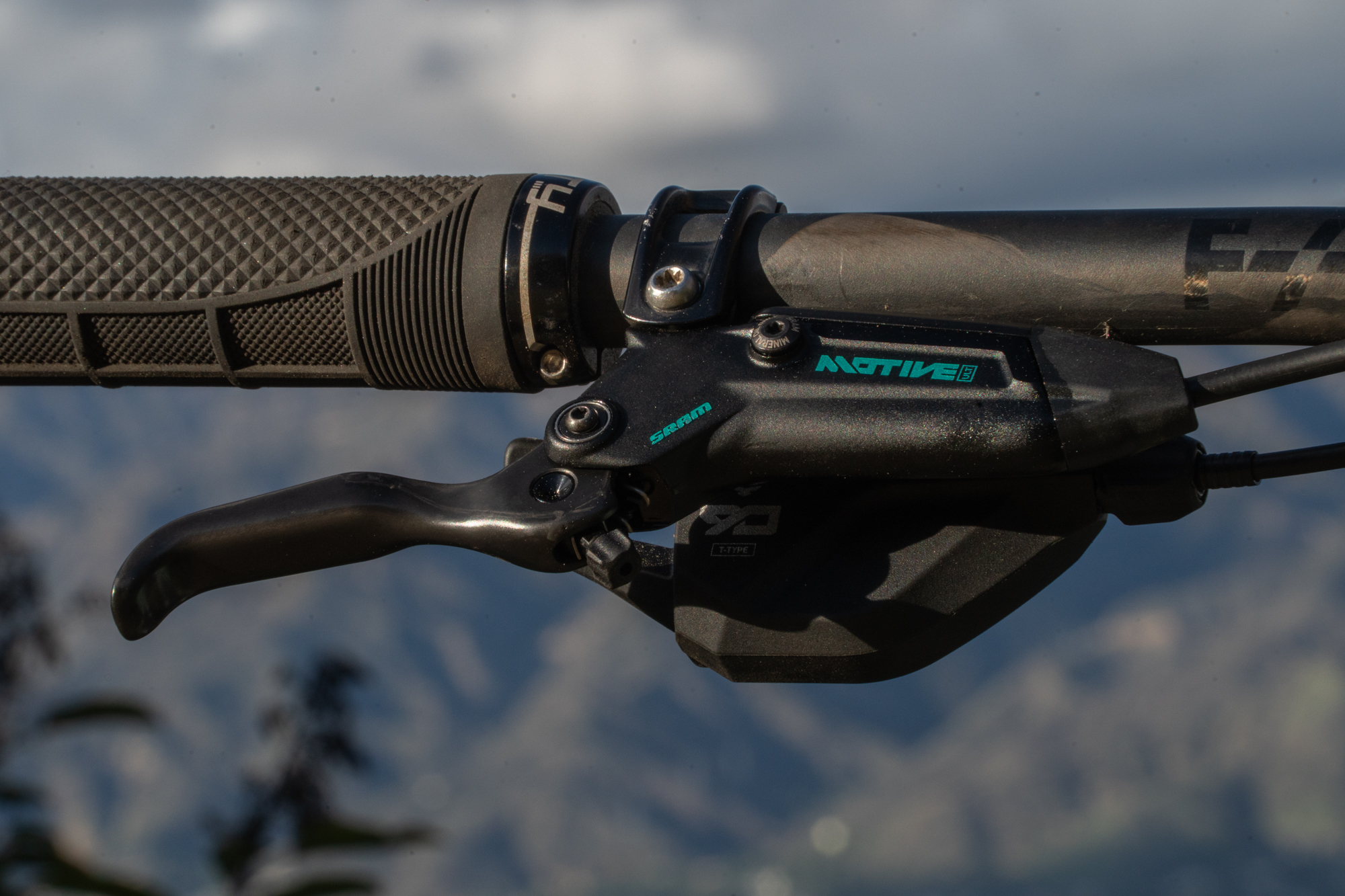 First Ride Review: SRAM Motive Ultimate Brakes – Travis Engel | The ...