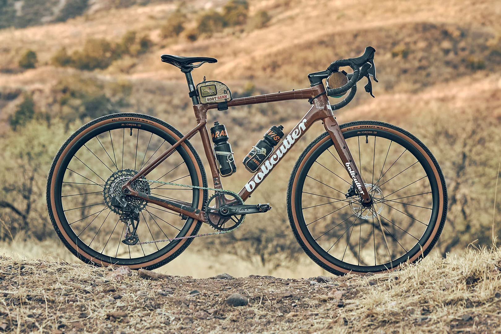 Teravail Unveils New Gravel Line With the New Circos Rim and Updraft ...