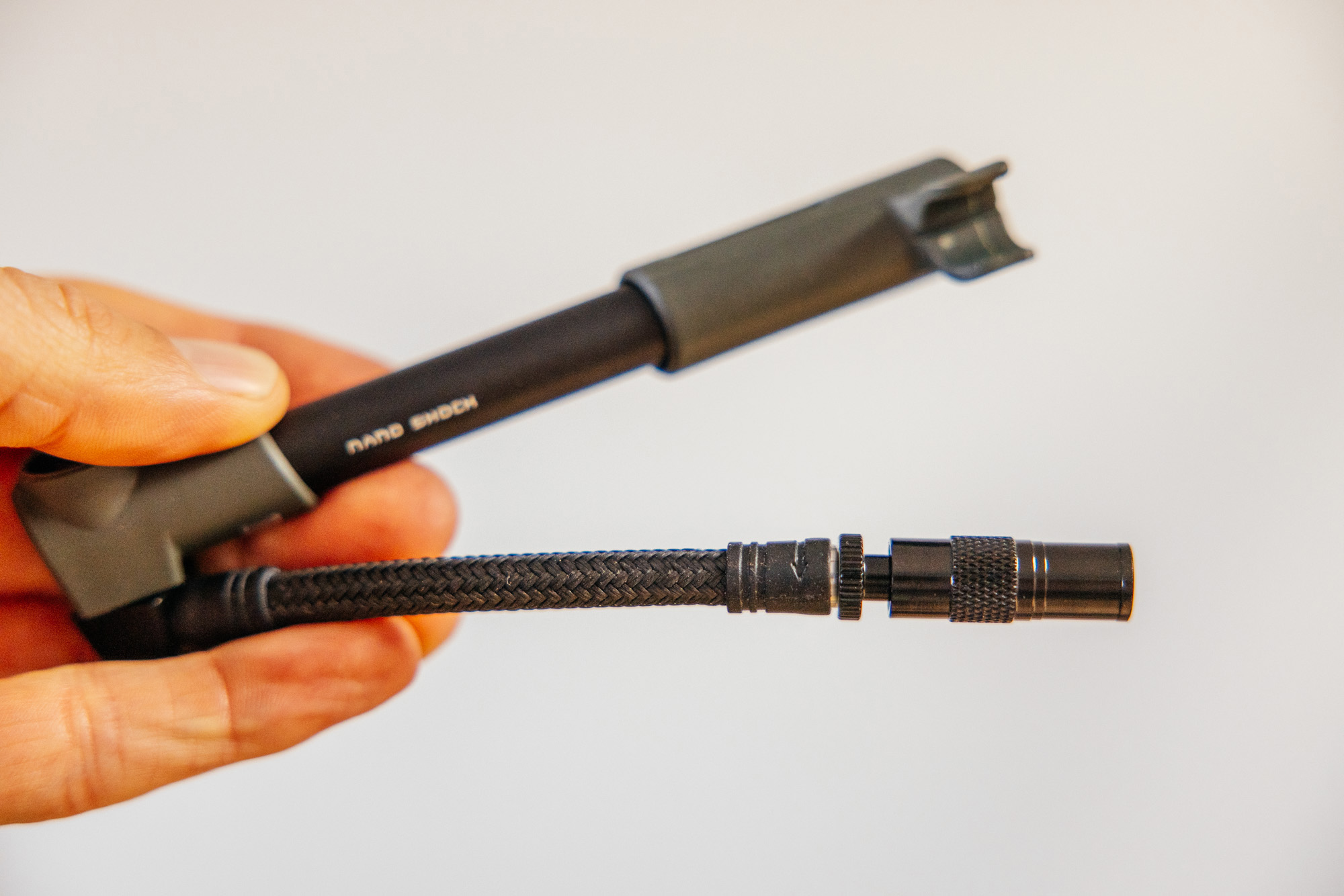 Topeak Nano Shock Pump Review: Stripped Down Functionality – John ...