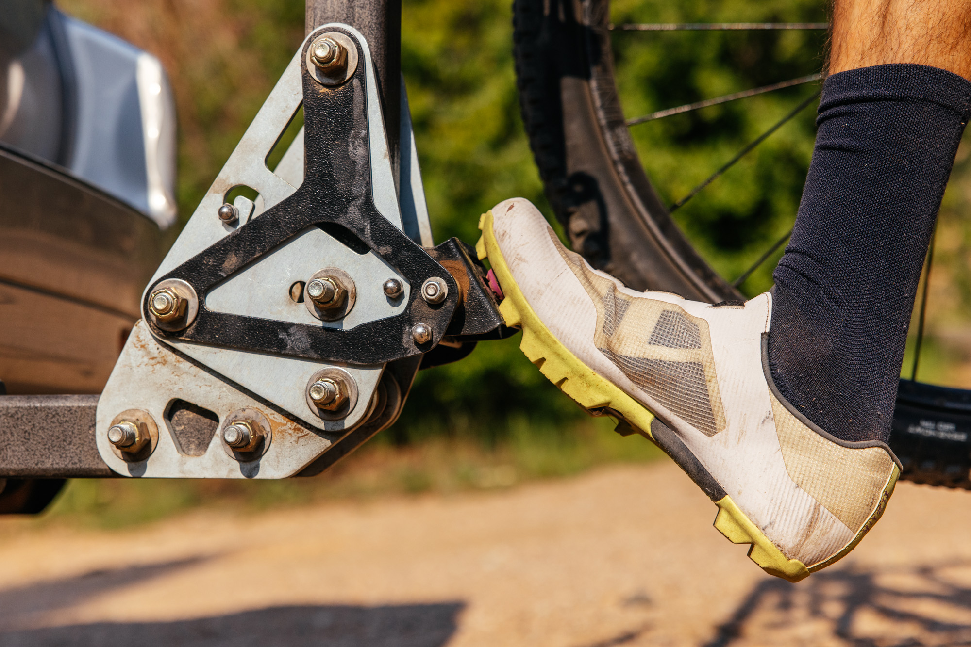 Lolo Racks Review: A Modular Vertical Bike Rack – John Watson | The Radavist | A group of ...