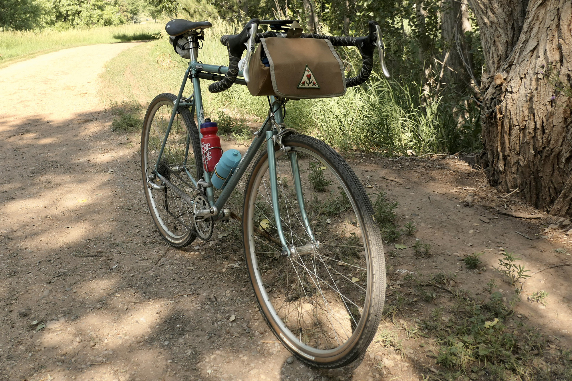 Readers’ Rides: Charlie’s Rivendell Romulus | The Radavist | A group of ...